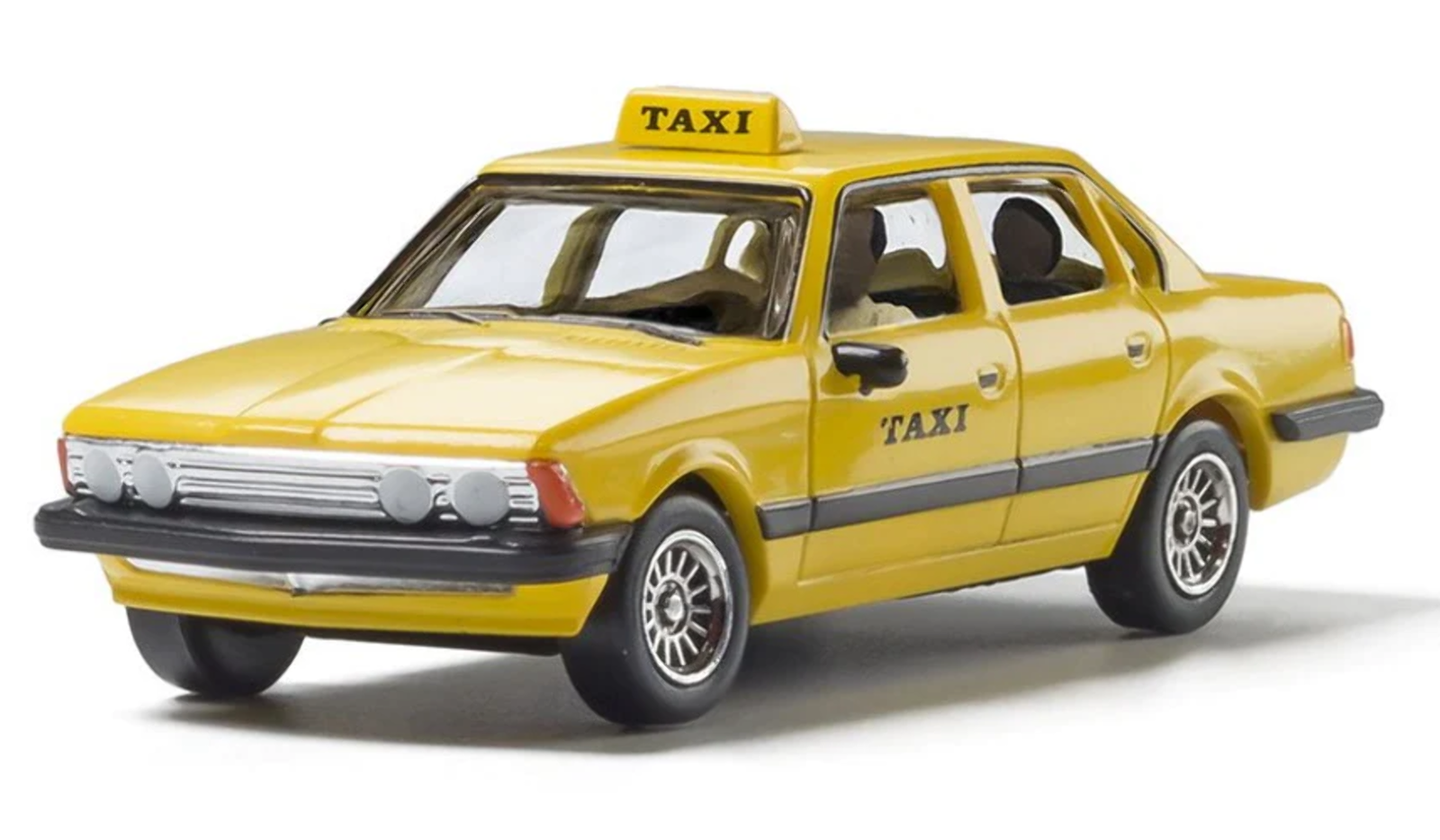 Woodland Scenics 1/87 HO Scale YELLOW CAB TAXI Modern Era Vehicle Car ...